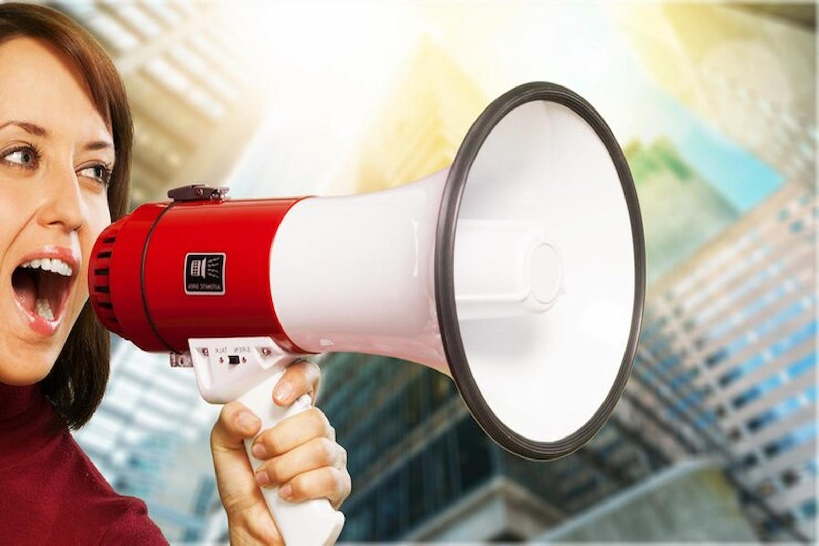 How News Alerts Can Enhance Your Personal and Professional Life